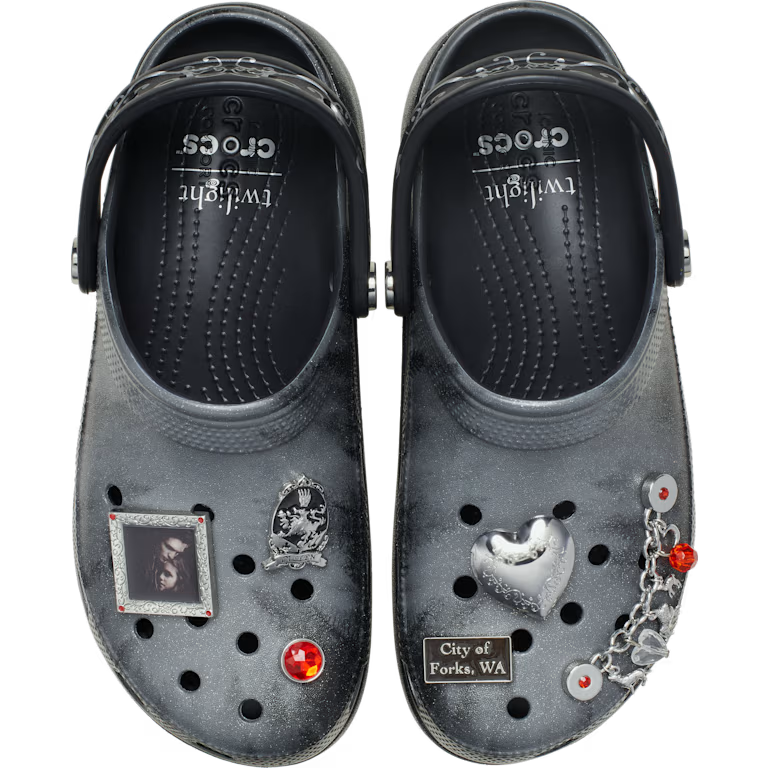 Crocs comemora 20 anos de Crepúsculo com coleção especial - EP GRUPO ...