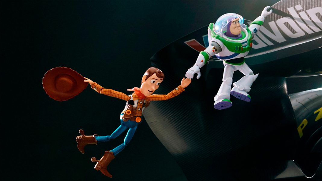 Pixar anuncia collab com equipe de Fórmula 1 inspirada em Toy Story ...