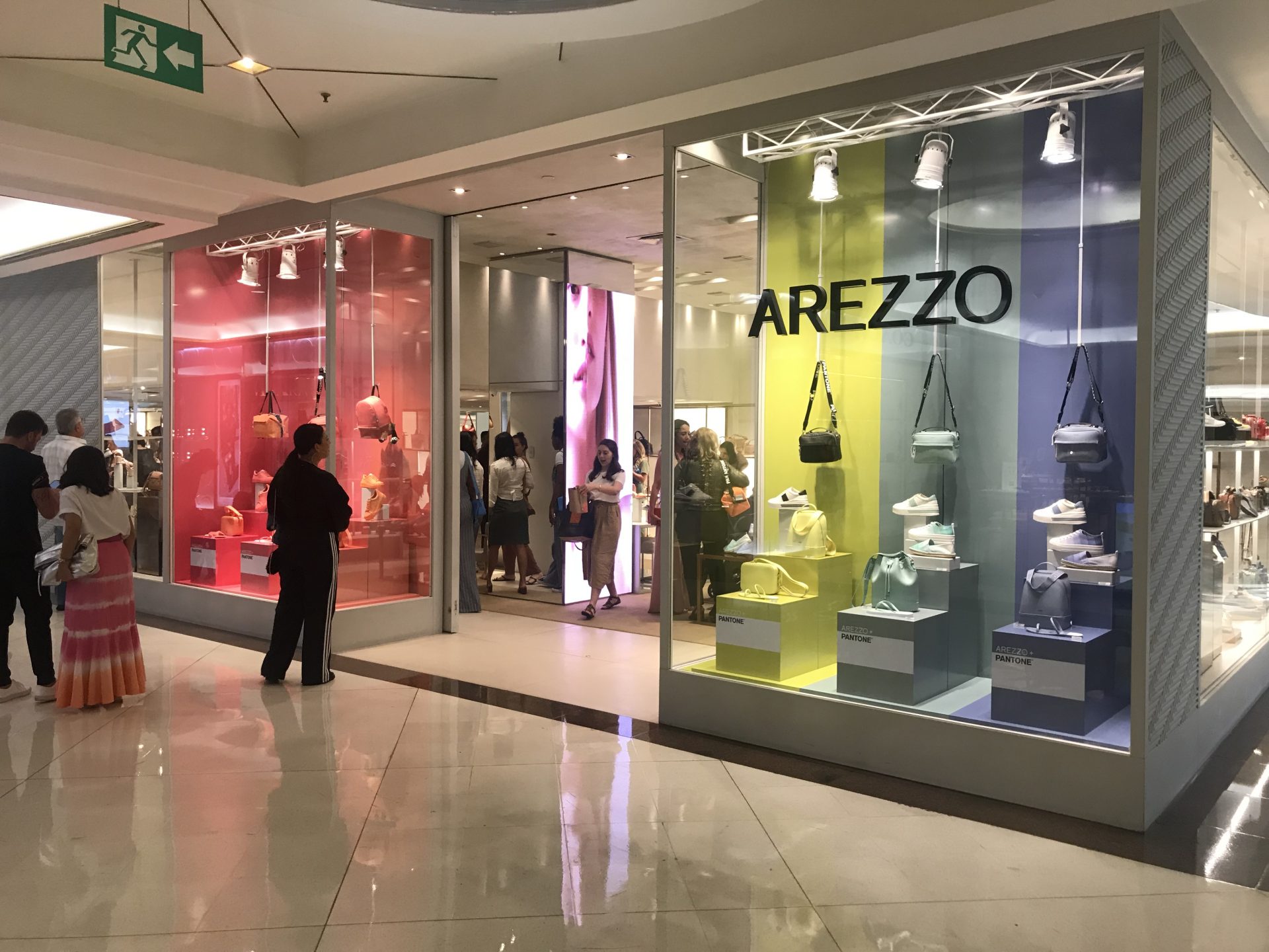 Arezzo + Pantone - EP GRUPO | Conteúdo - Mentoria - Eventos - Marcas e ...